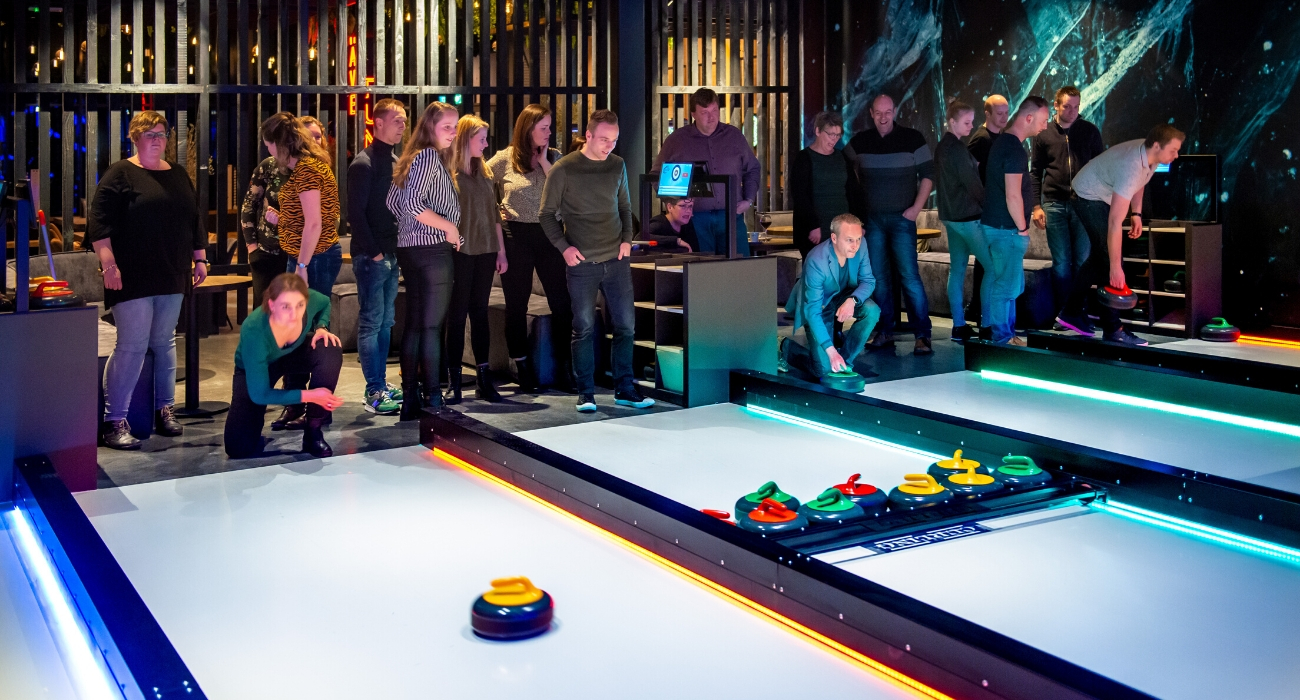 Curlingbaan Groningen, gaaf groepsuitje | Posta7