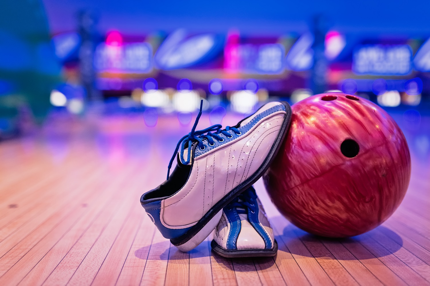Bowling Leek/Tolbert (Groningen), Bowlen in stijl | De Postwagen